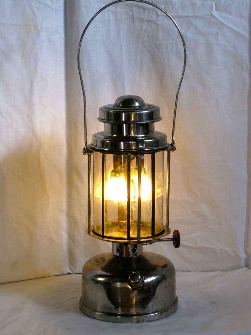 Gloria, marked "Auer Feyer" | Classic Pressure Lamps & Heaters