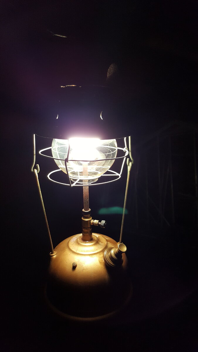 Tilley PL53 brightening up dark days and nights | Classic Pressure ...