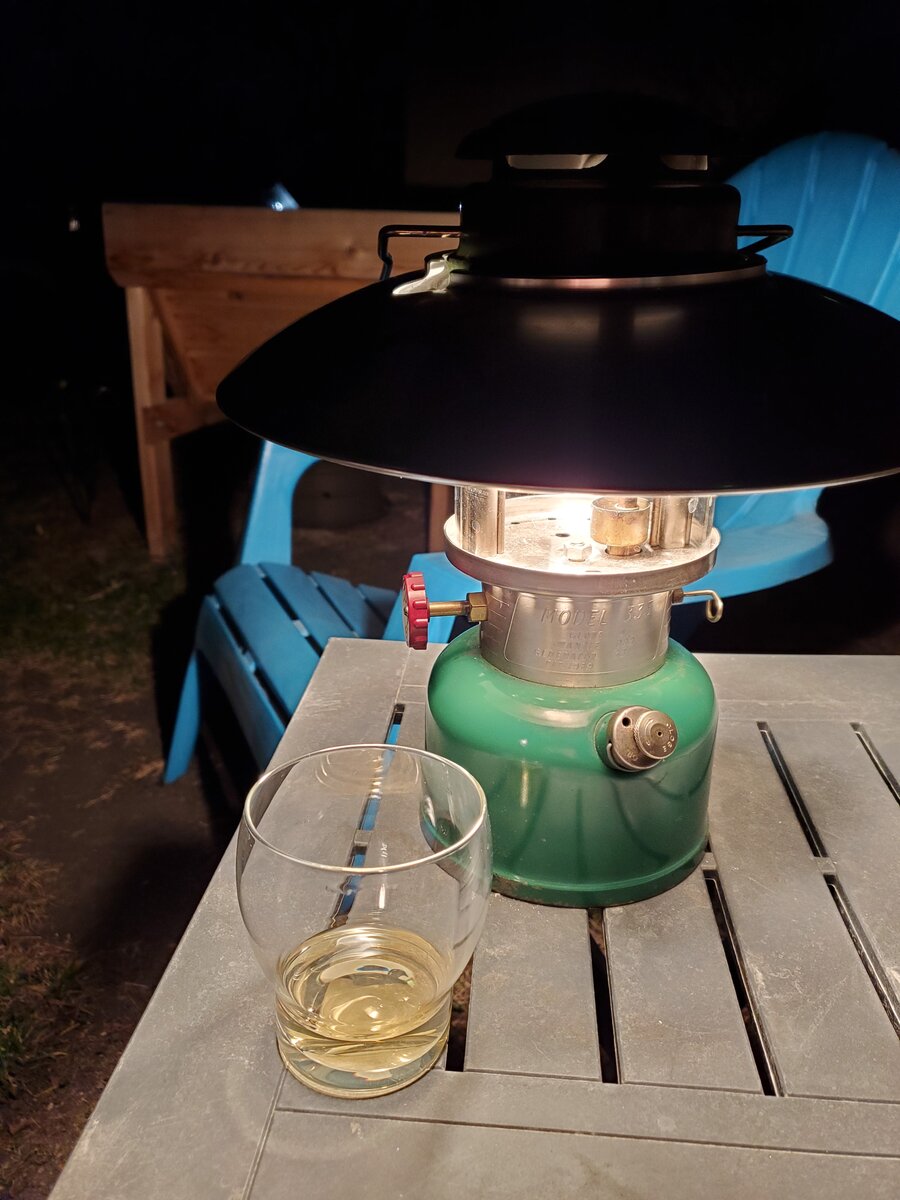Coleman 335 in action | Classic Pressure Lamps & Heaters