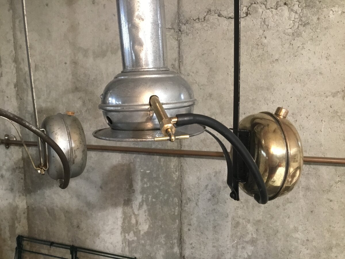 Elektra Lamps - 2 Models | Classic Pressure Lamps & Heaters