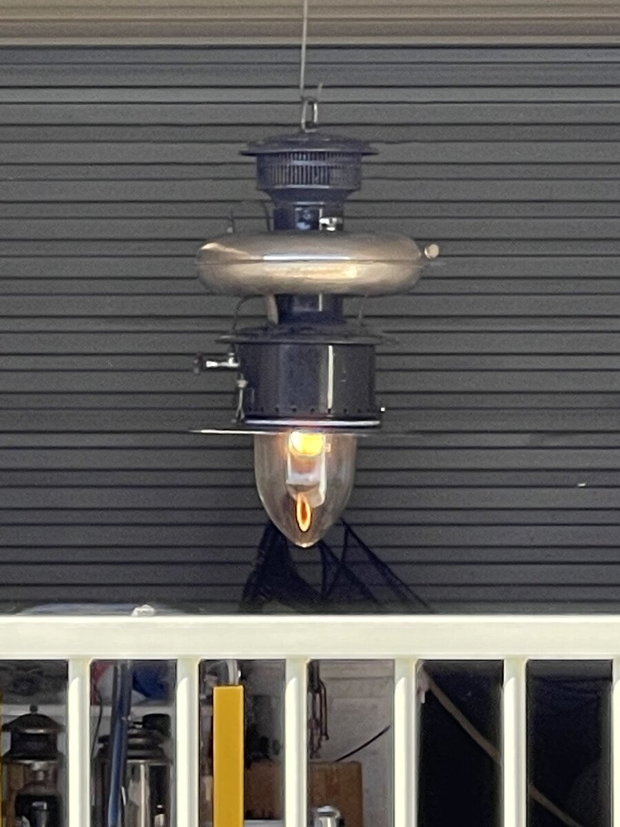 Gloria 400 in action | Classic Pressure Lamps & Heaters
