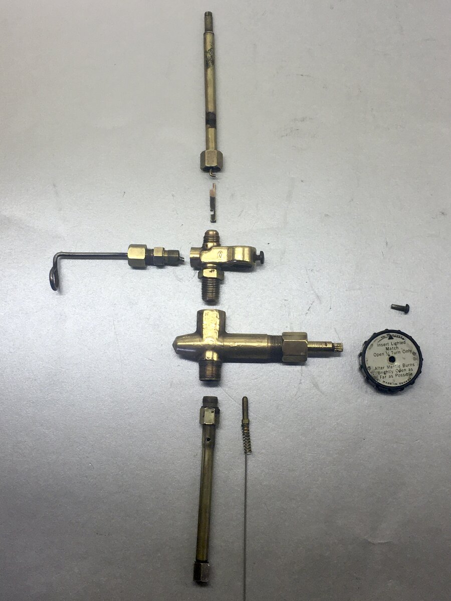 Coleman 1944 Milspec 252 (no spare parts well) | Classic Pressure Lamps ...