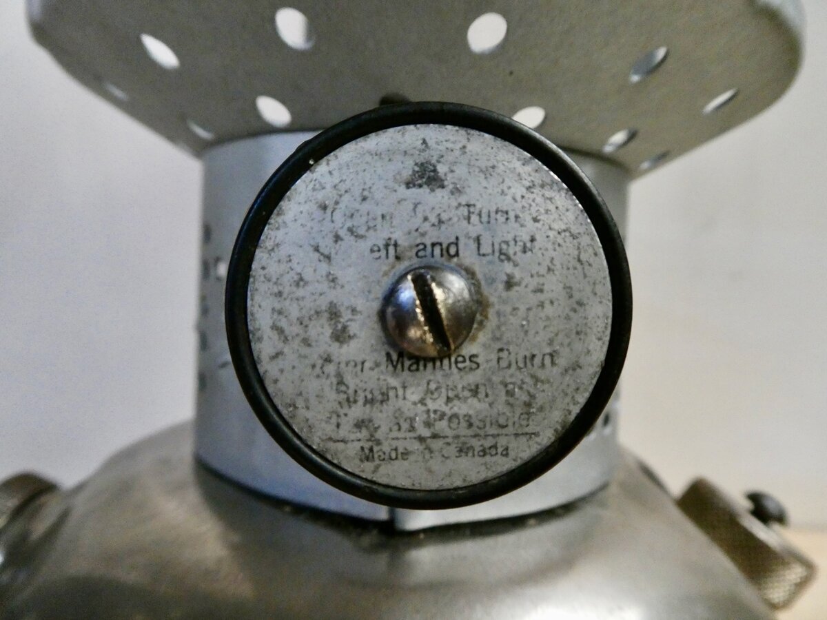 Coleman 228B (Canada 9/1935) | Classic Pressure Lamps & Heaters
