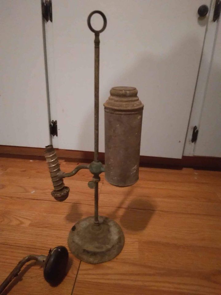 What is the name of this lamp? Is it pressure kerosene? | Classic ...